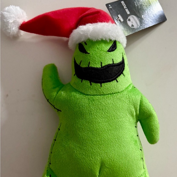 Disney | Other | Oogie Boogie Santa Hat Mini Plush 7 Nightmare Before ...